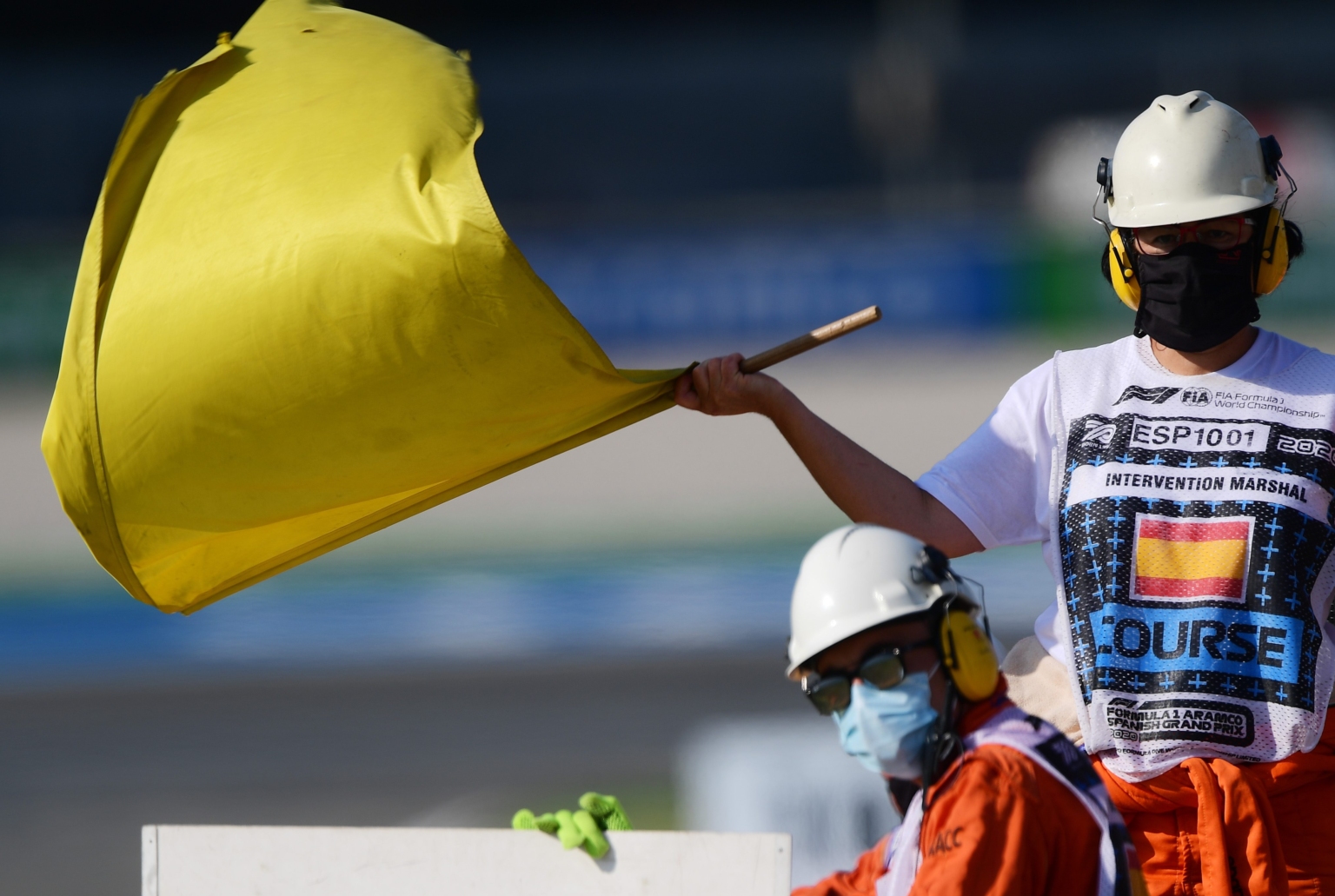 Who are the marshals in f1 and how to become one: The Ultimate Guide ...